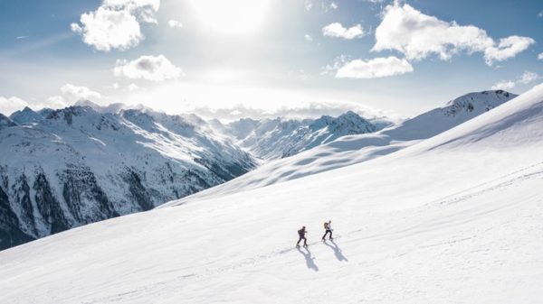 How to Learn Skiing Without Skis or Snow : 3 Expert Tips